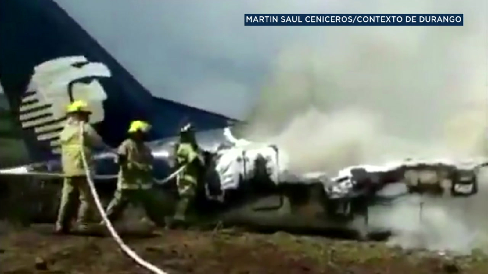 VIDEO: Cellphone footage shows inside of airplane during crash in ...