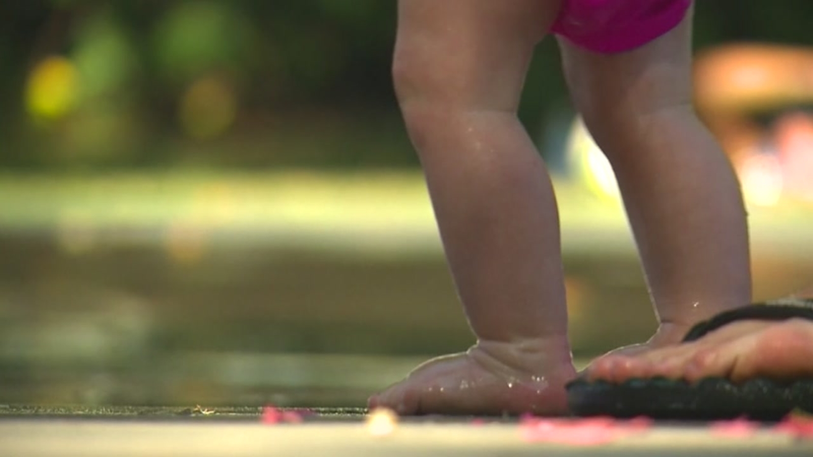 Father says baby got second degree burns while walking across grate at ...