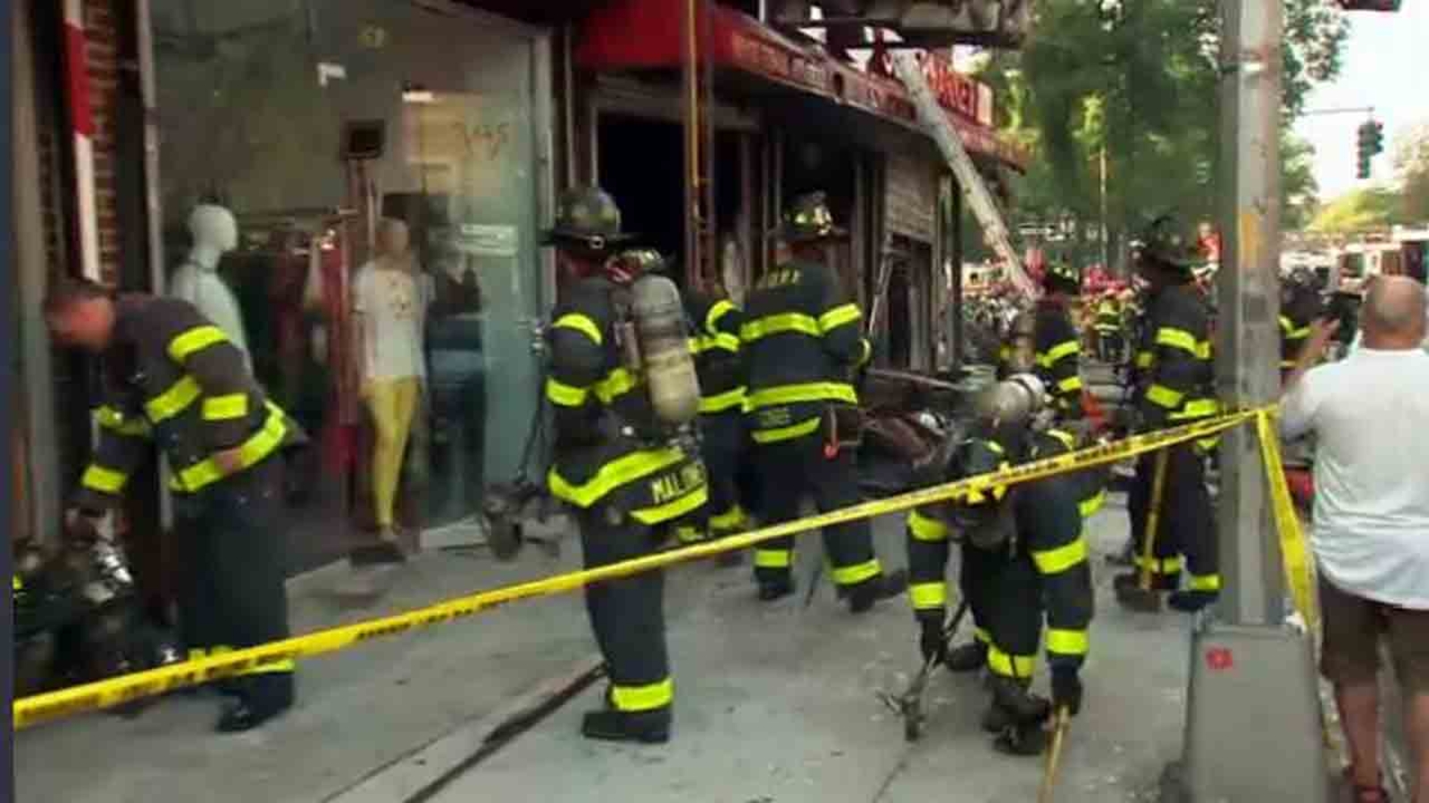 1 dead, 3 critical after fire breaks out in Crown Heights, Brooklyn ...