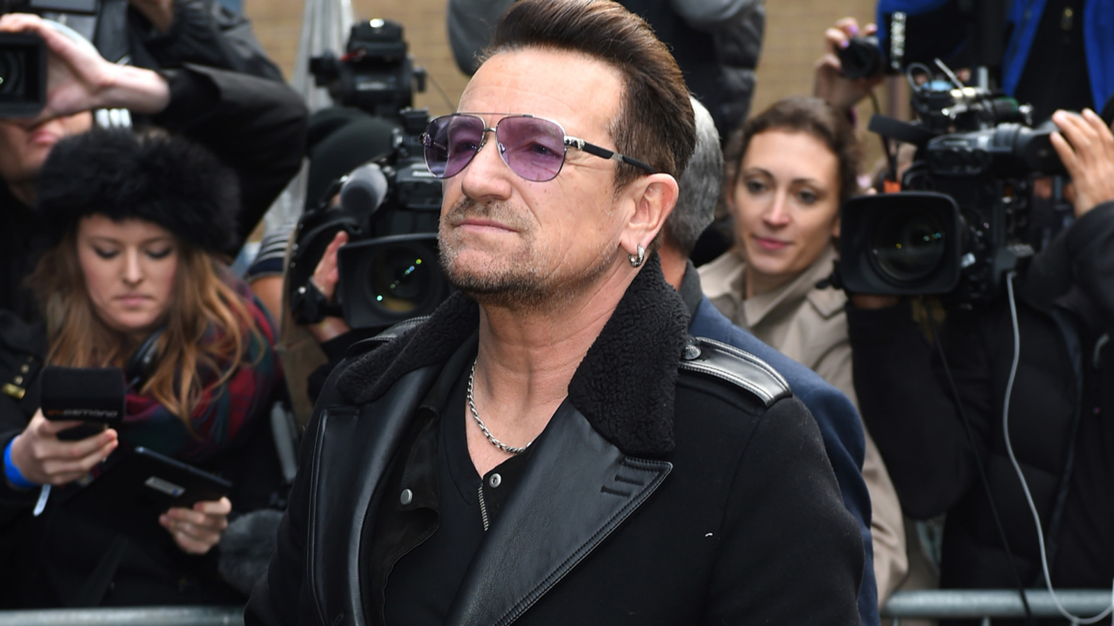 Bono injures arm in NYC bicycle accident; U2 cancels shows - ABC7 Los ...