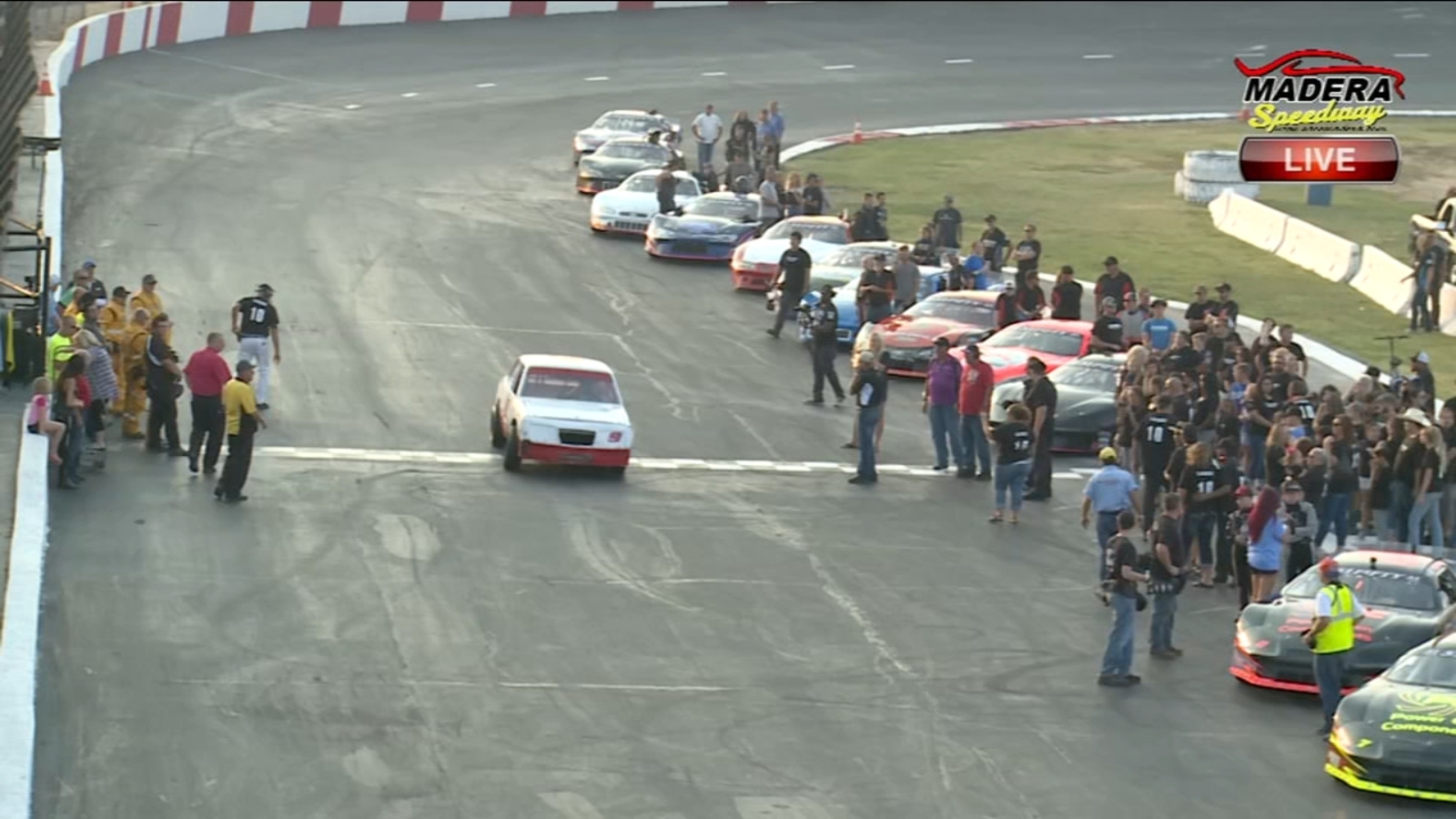 Hundreds pay tribute to Madera speedway racer during opening ceremony ...