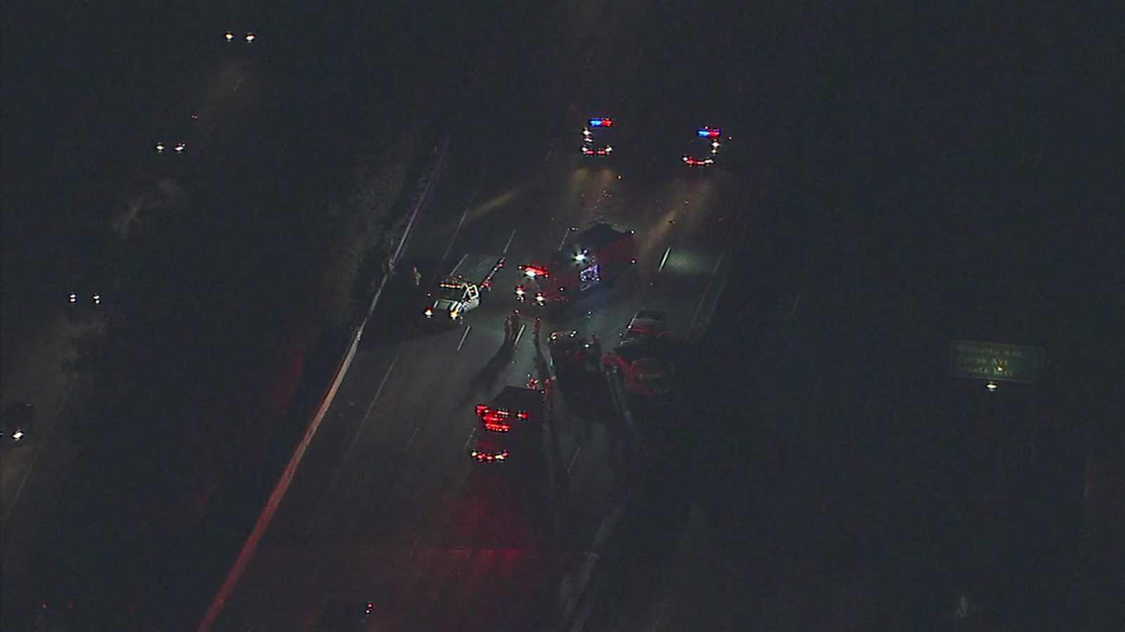 5-vehicle crash on 101 Freeway in Woodland Hills forces hourlong ...