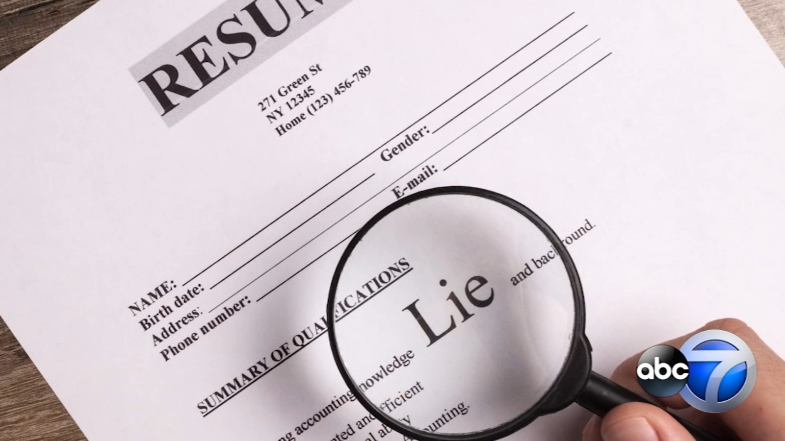 CareerBuilder's most outrageous resume mistakes of 2018 - ABC7 Chicago