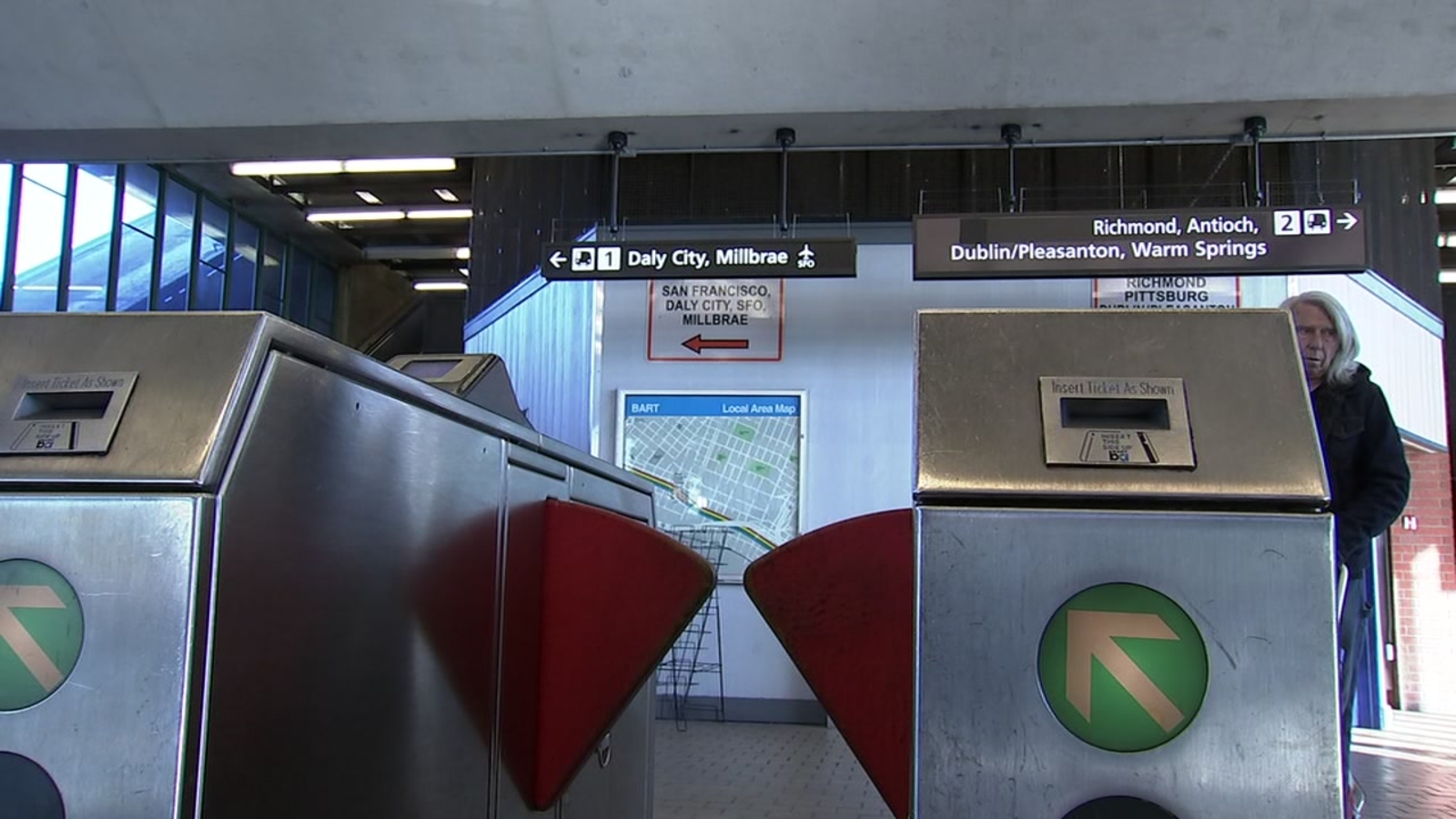 BART track repairs may cause backups, big crowds over Labor Day weekend ...