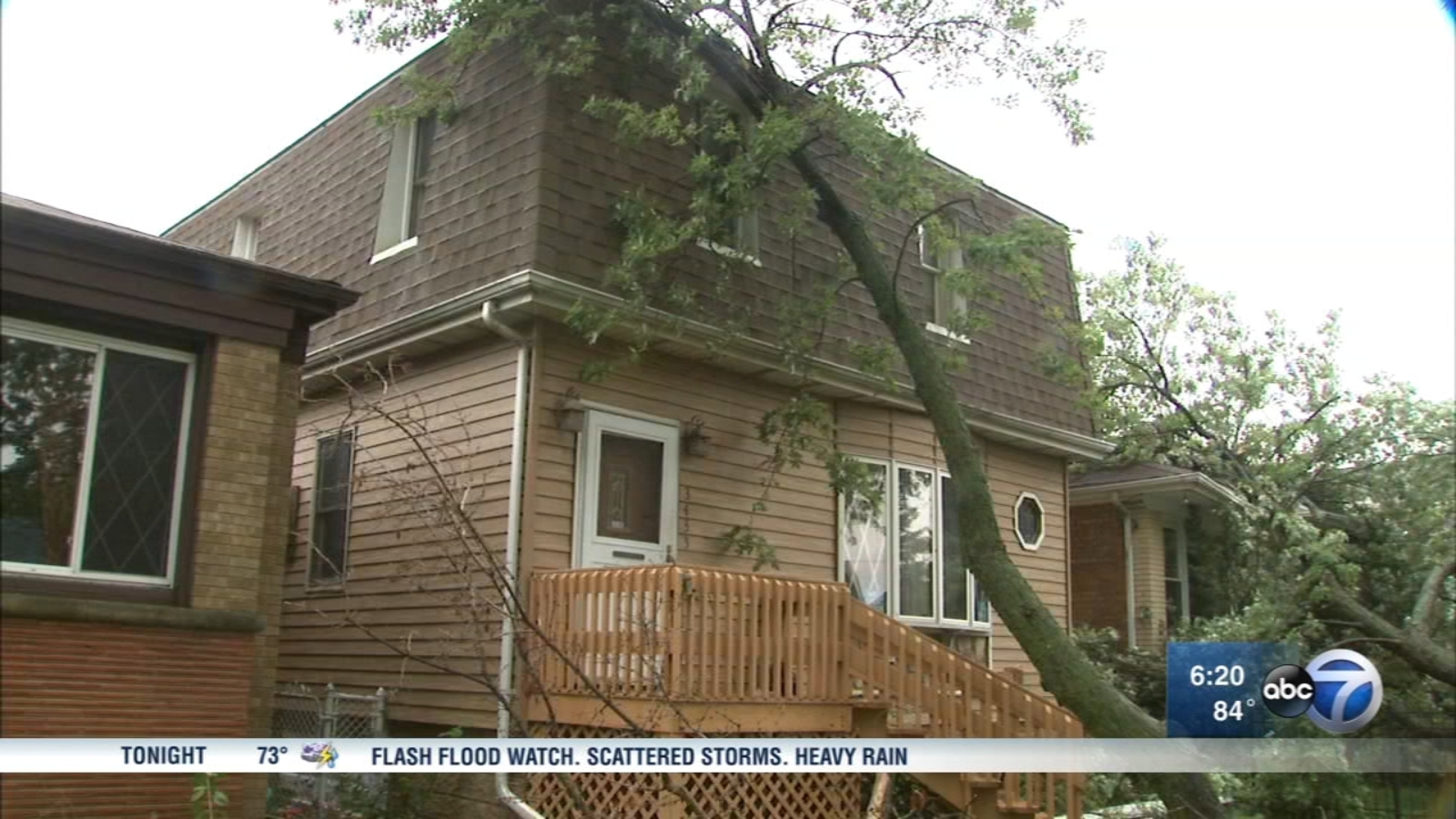 Chicago Weather: Microburst causes damage on NW Side in Belmont Heights ...