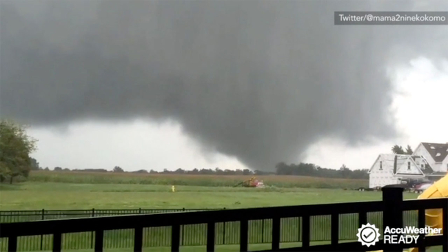 Myrtle Beach tornado: Eyewitness video shows apparent twister on shore ...