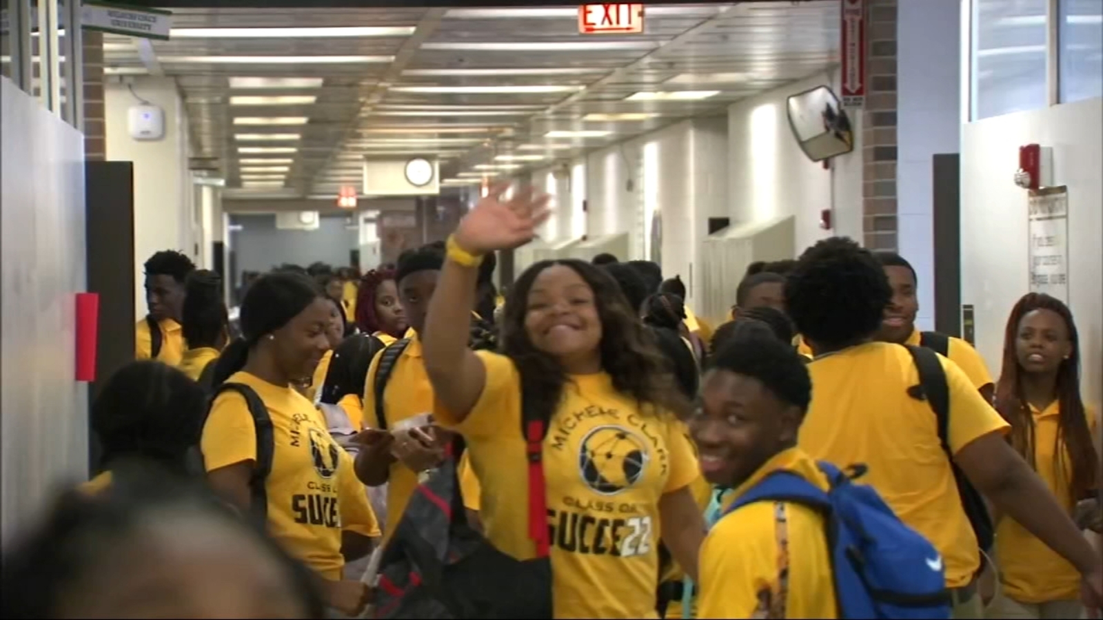 Chicago Public School students head back to school - ABC7 Chicago