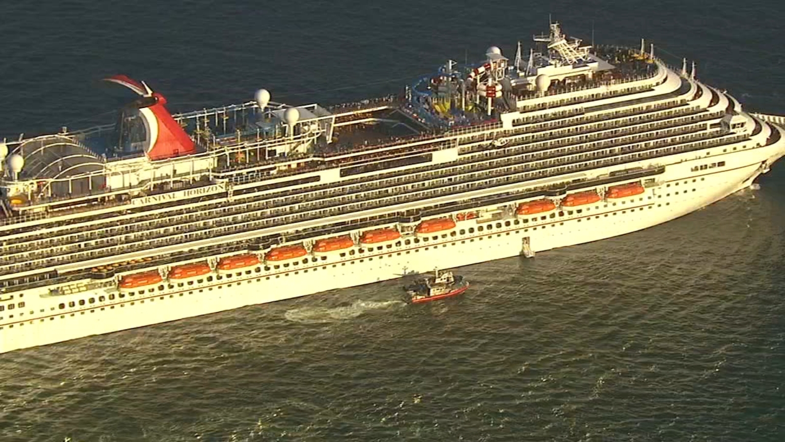Authorities remove sick passenger from cruise ship in NYC - ABC7 New York