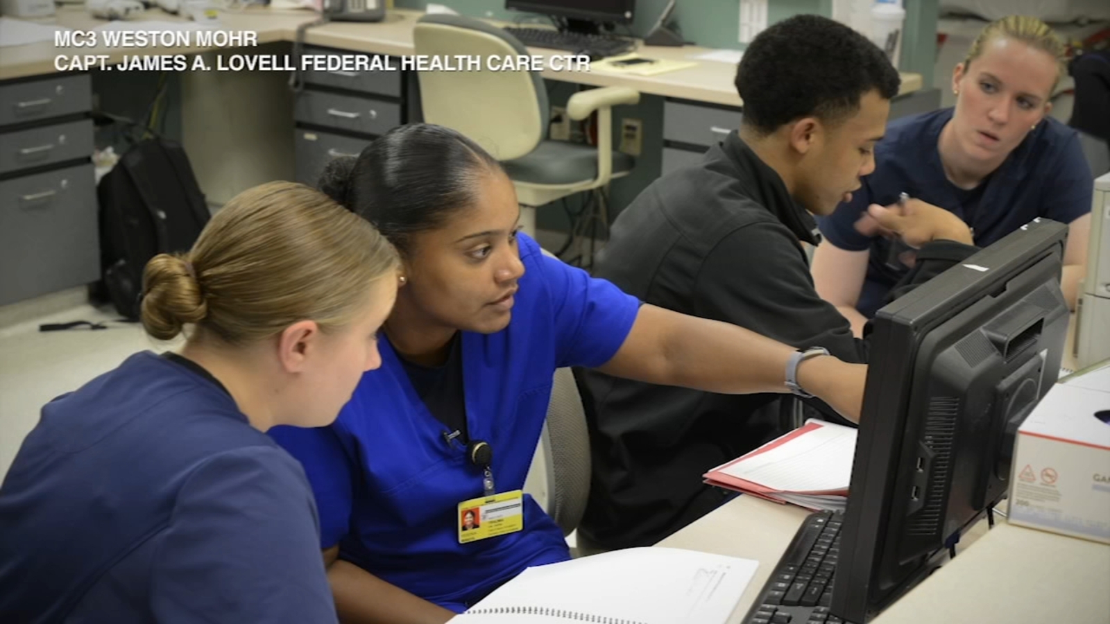 U.S. Navy corpsmen train for trauma at Stroger Hospital in Chicago ...