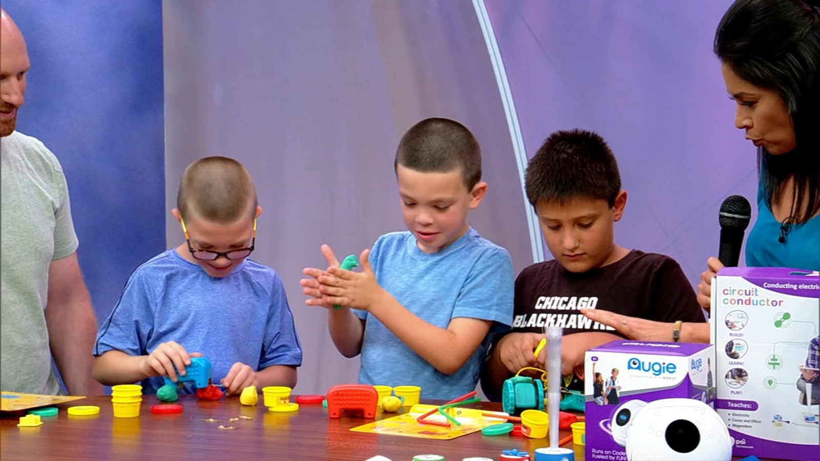 STEM-focused toys keep kids learning outside the classroom - ABC7 Chicago