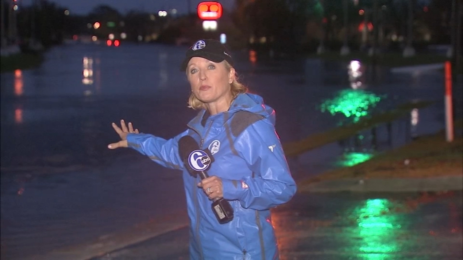 Sarah Bloomquist reports from North Carolina as Hurricane Florence ...