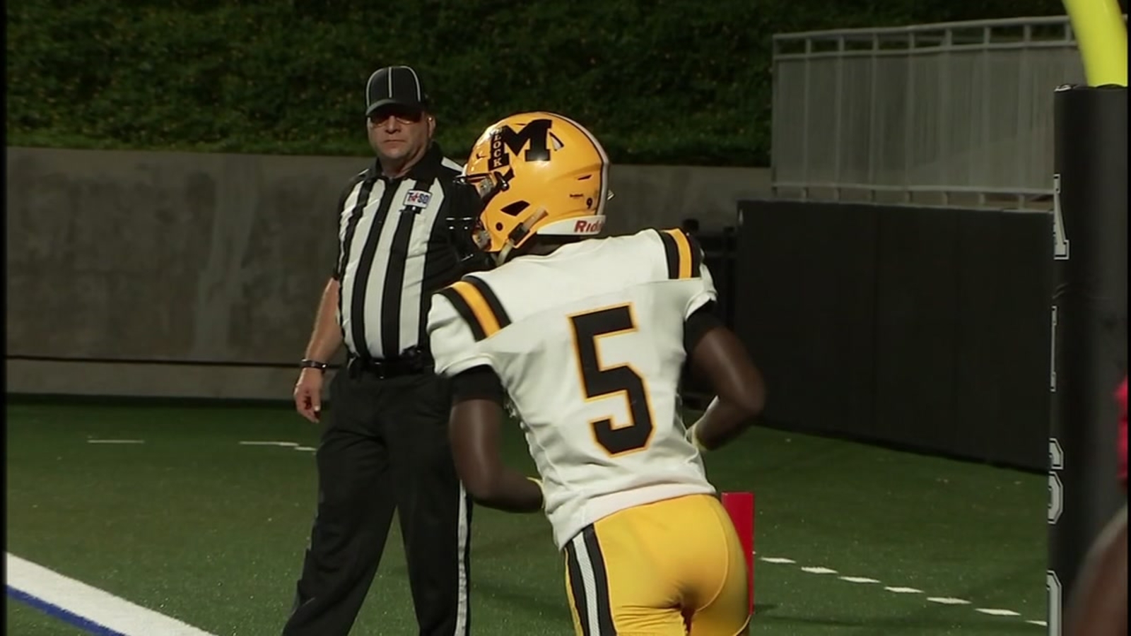 Game of the Week: Fort Bend Marshall Buffalos versus Manvel Mavericks ...