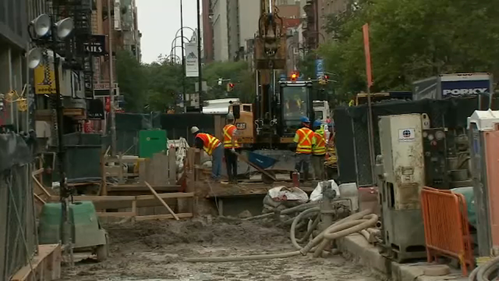 Frustration grows in East Village over disruption caused by L train ...