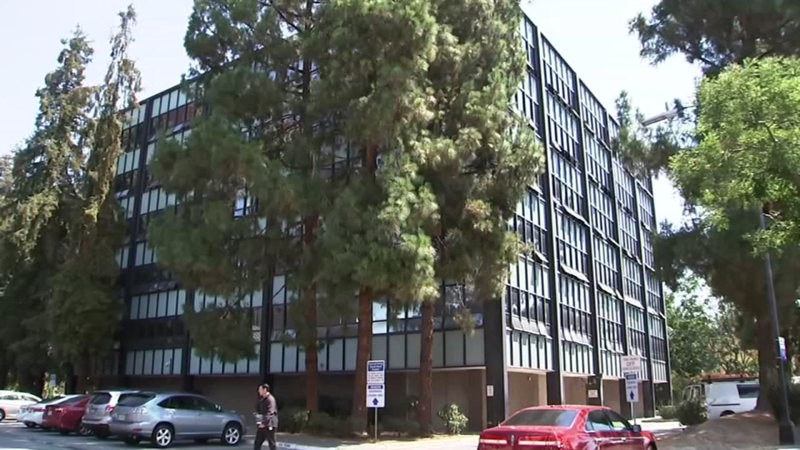 Santa Clara County leaders vote 3-2 to demolish old city hall annex ...