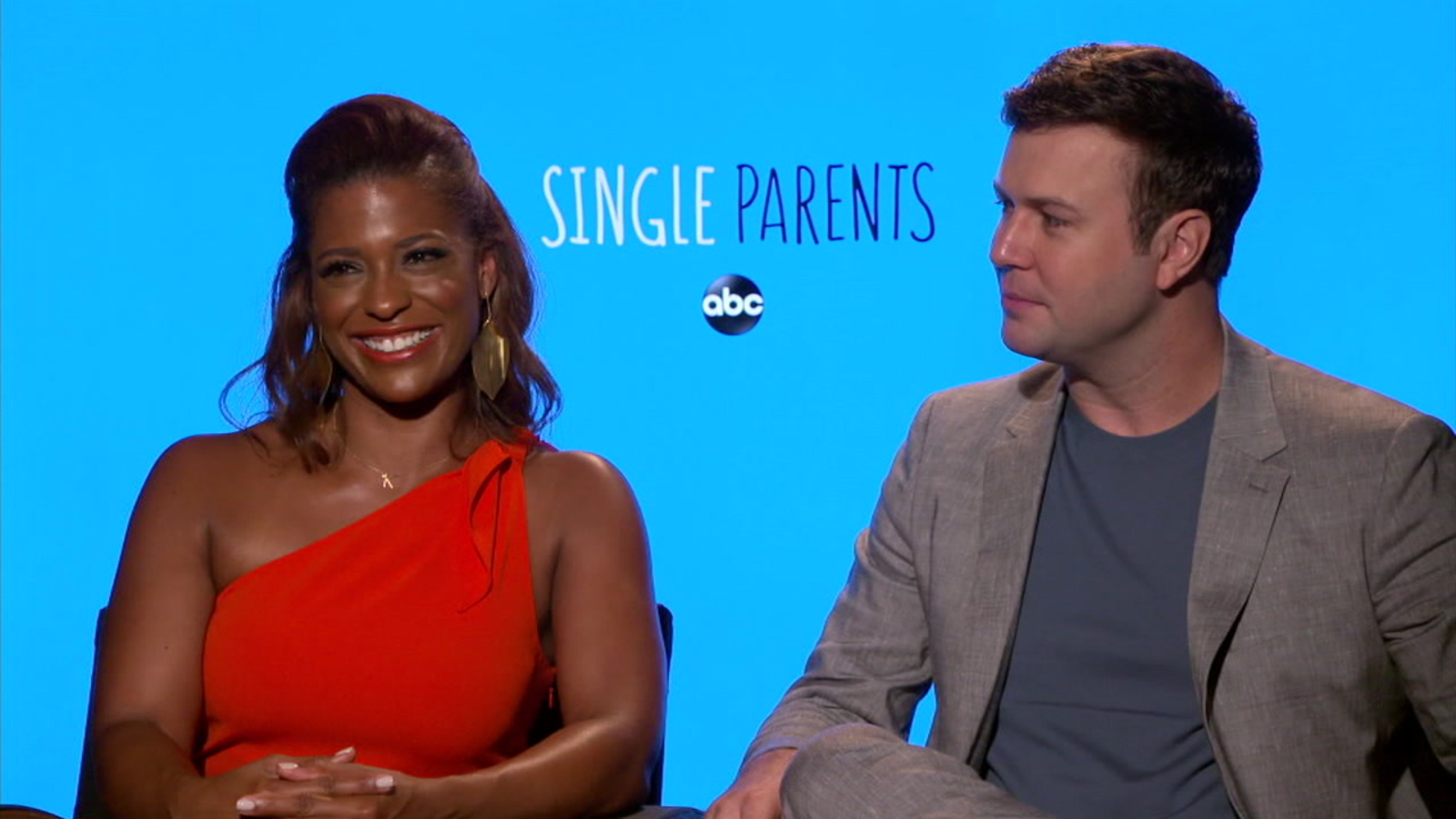 New sitcom 'Single Parents' shows moms, dads trying to balance raising ...