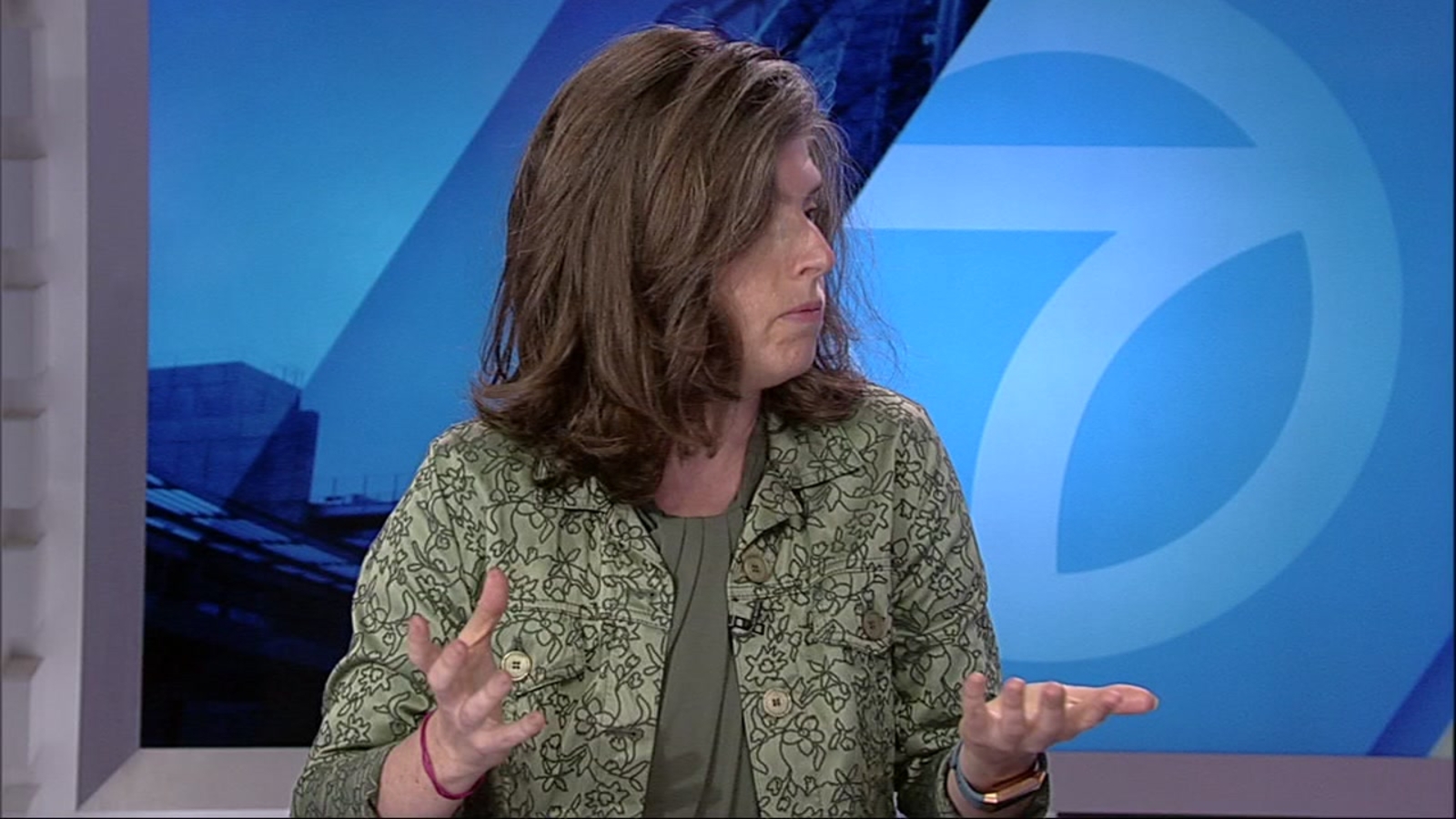 Legal scholar watches highlights from the Kavanaugh-Ford hearing - ABC7 ...