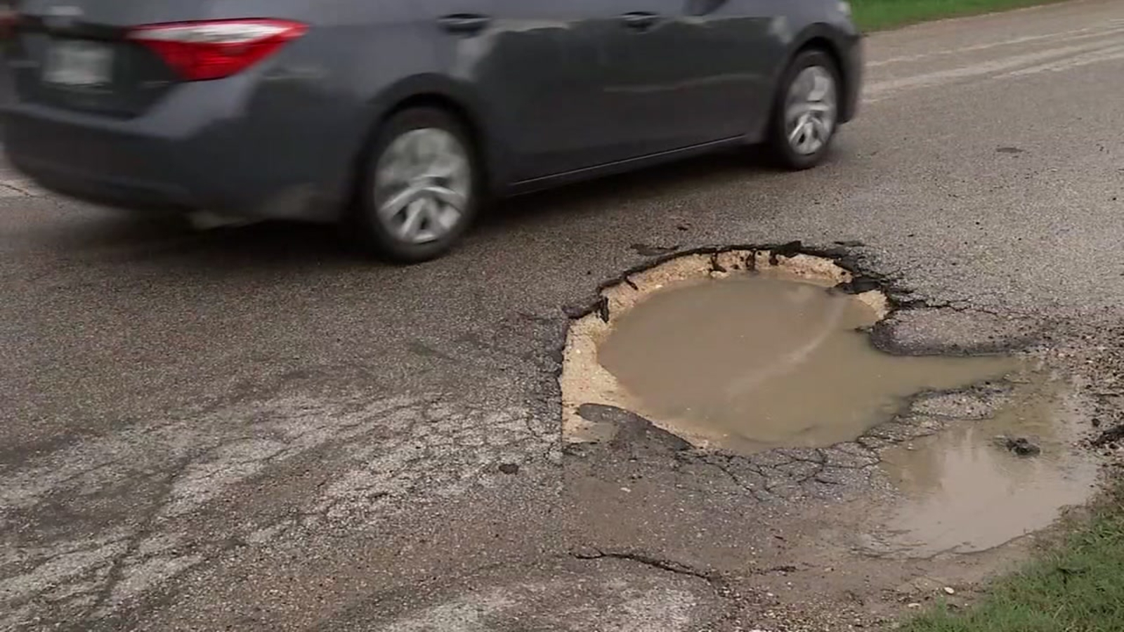 MAN VS. POTHOLES: Dickinson resident seeking council's blessing to ...