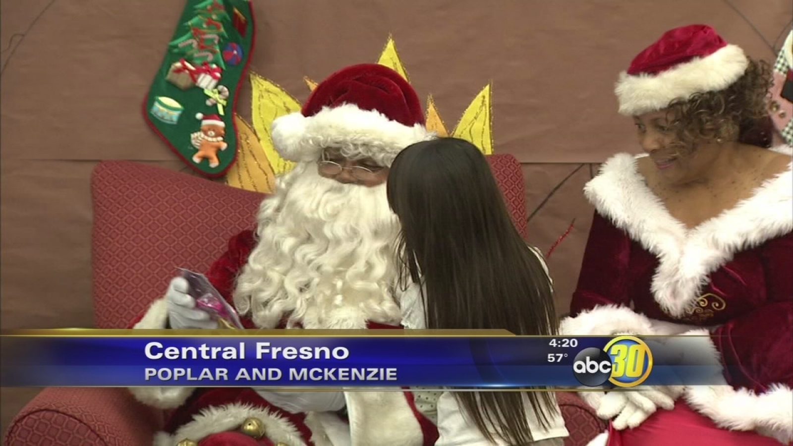 Santa delivers toys to Lowell Elementary students - ABC30 Fresno Santa delivers toys to Lowell Elementary students - ABC30 Fresno
