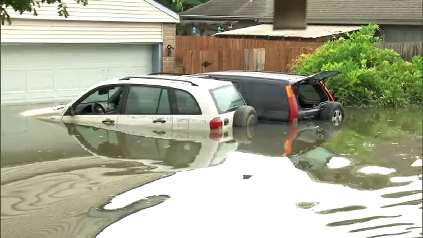 7 On Your Side: How to spot a flood car - ABC7 New York