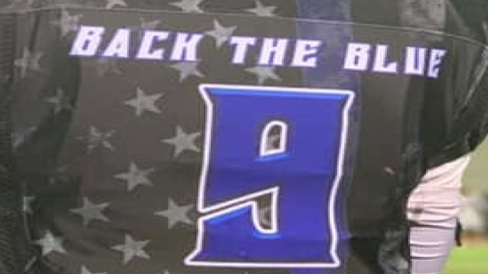 'BACK THE BLUE': Brazosport HS honors first responders during game ...