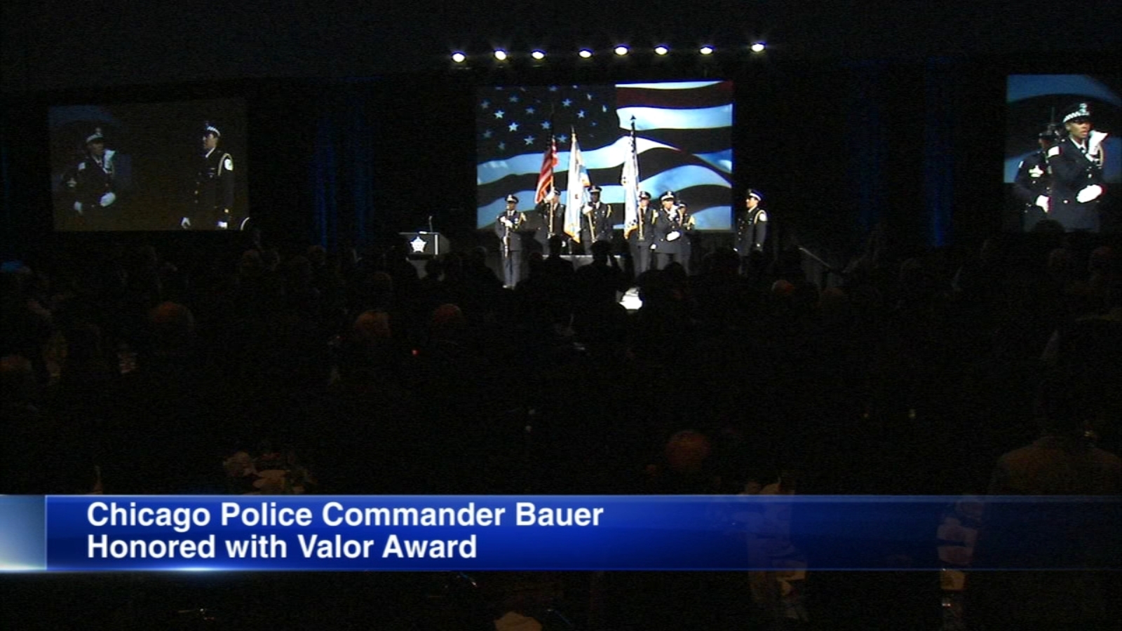 Commander Paul Bauer posthumously receives Valor Award - ABC7 Chicago