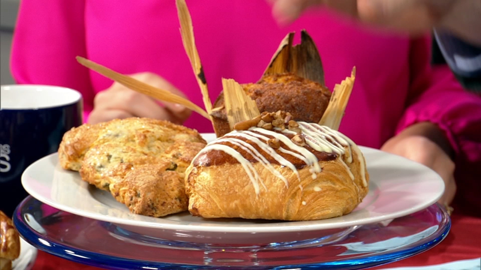Pan Artesanal Combines French And Mexican Flavors For Unique Pastry Experience Abc7 Chicago
