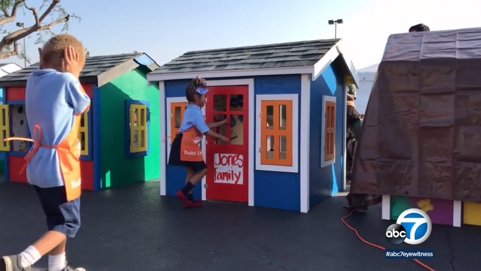 Children of military families receive one-of-a-kind playhouses - ABC7 ...