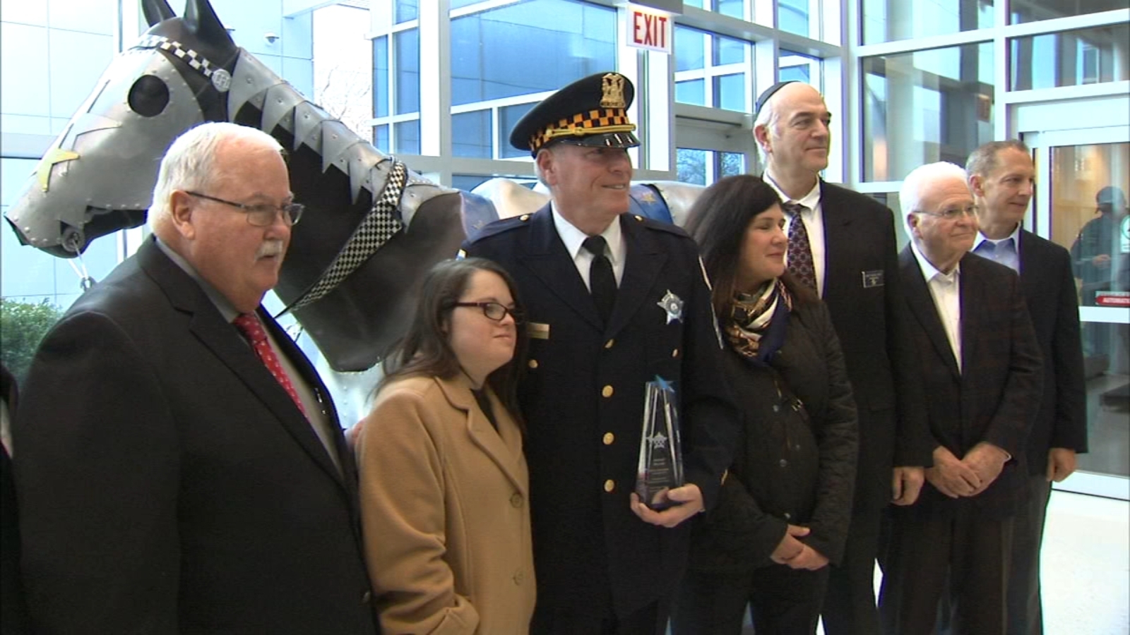 CPD sergeant honored for off-duty arrest in Chinatown attack on 91-year ...