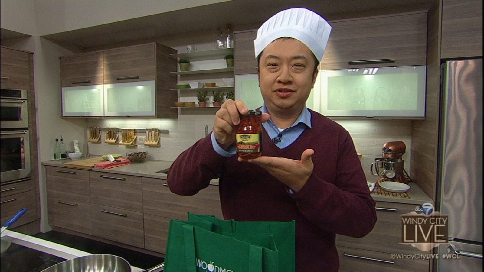 Alessi presents 'In the Kitchen' with Kevin Pang, of 'The Takeout ...