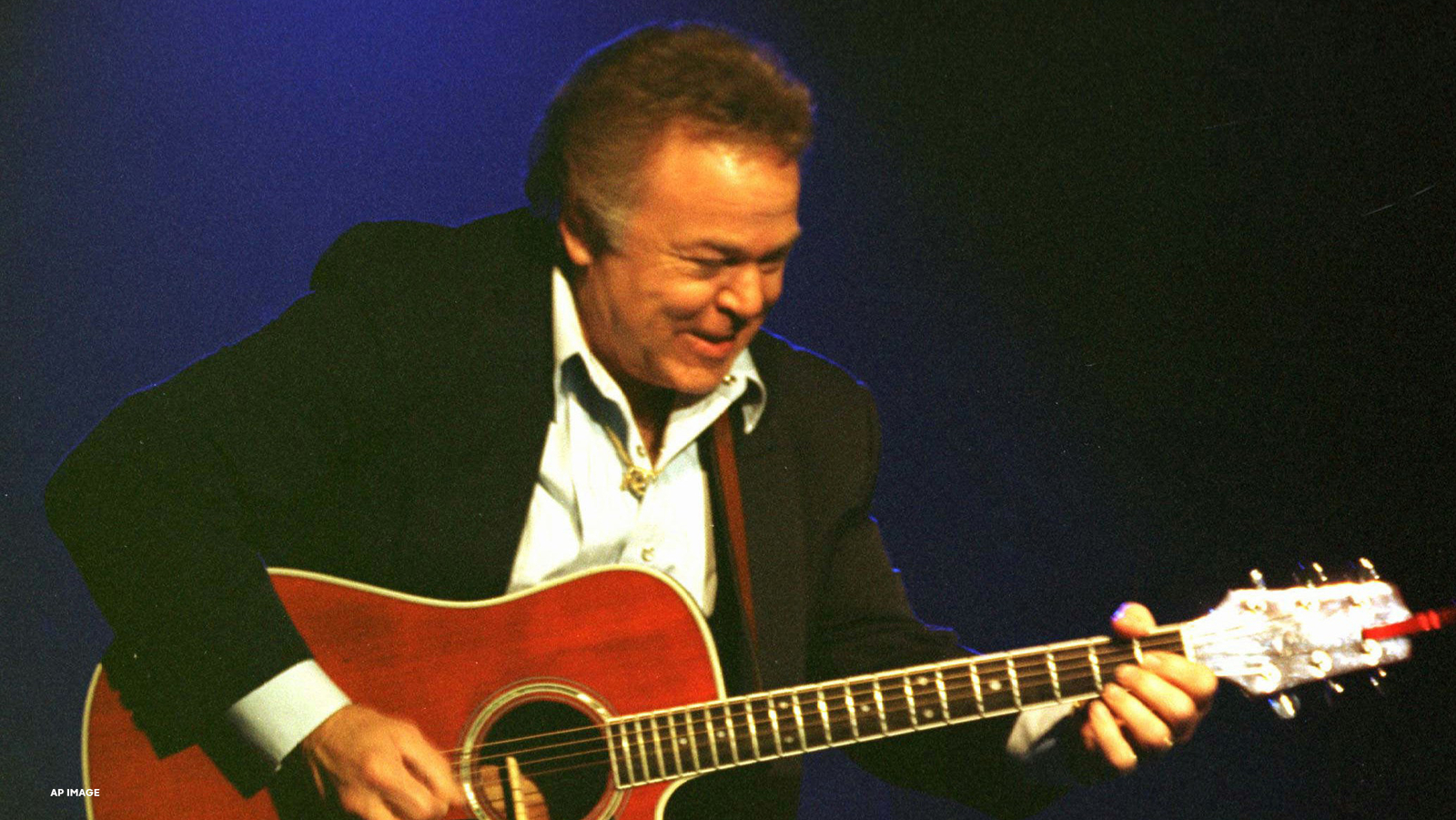Roy Clark, country guitar virtuoso, 'Hee Haw' star, has died - ABC13 ...