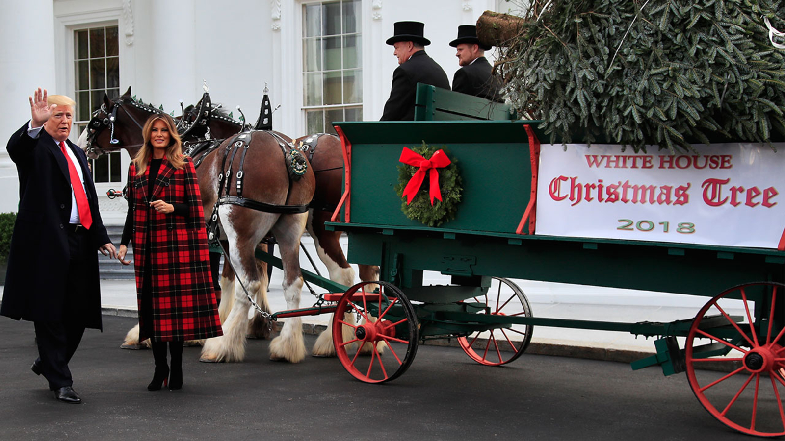 President Donald Trump and first lady Melania welcome White House ...