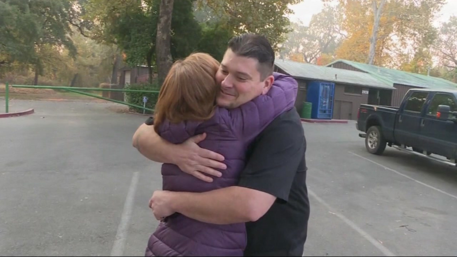 Hero bus driver helps save 22 children, teachers in Camp Fire - ABC7 ...