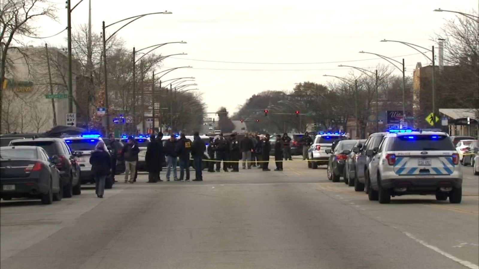 Chicago police officer shot in vest, suspect wounded in Gresham ...