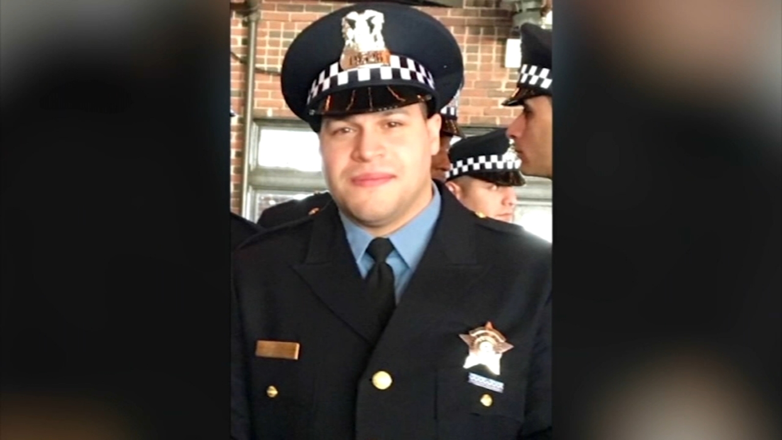 Mercy Hospital Chicago Shooting: Chicago police mourn rookie Officer ...