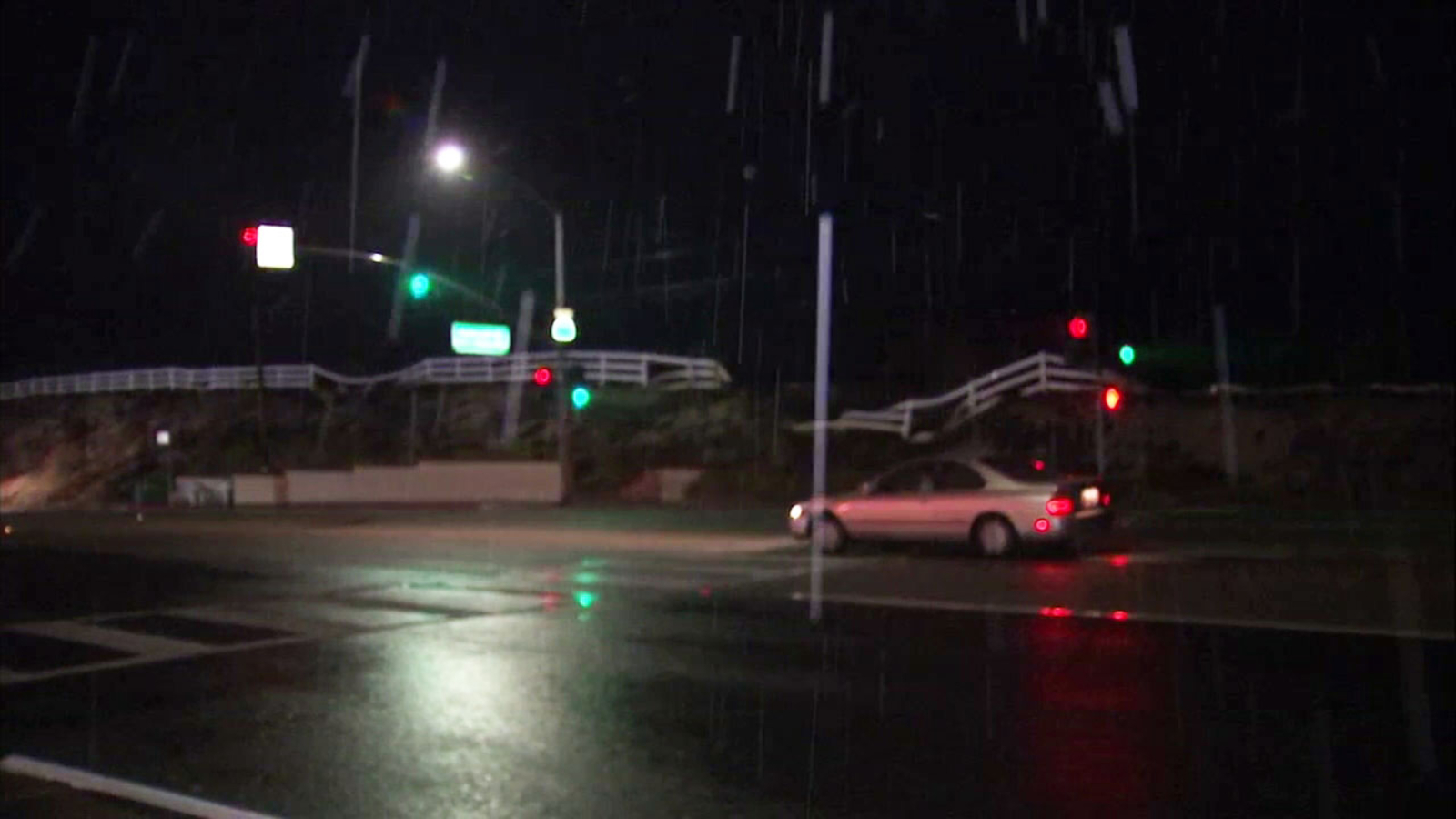 Rain comes down on areas ravaged by Woolsey Fire - ABC7 San Francisco