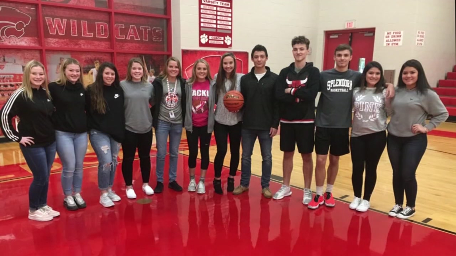 Splendora High School has 6 sets of twins playing on basketball teams ...