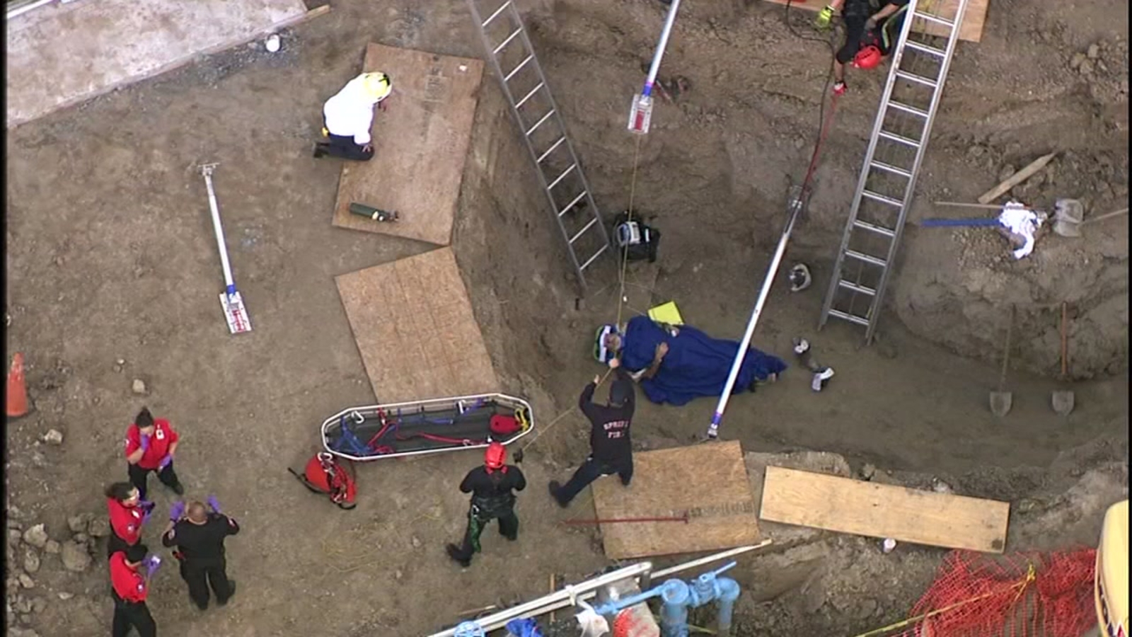 Worker rescued from trench at plant in north Harris County - ABC13 Houston