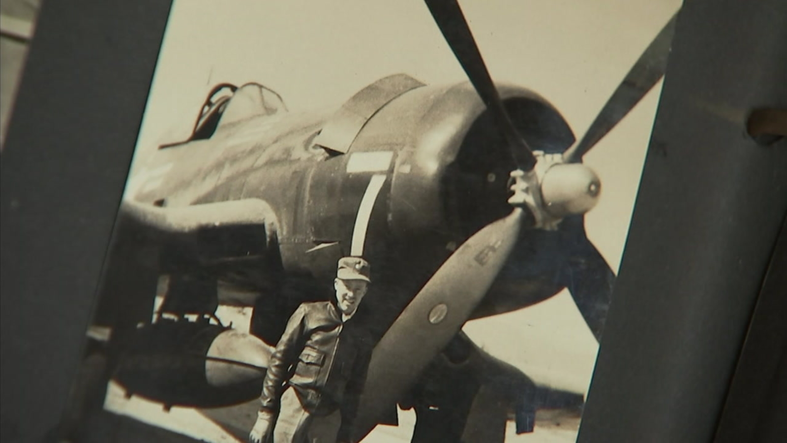 Santa Monica man among last surviving Marine combat pilots from World ...