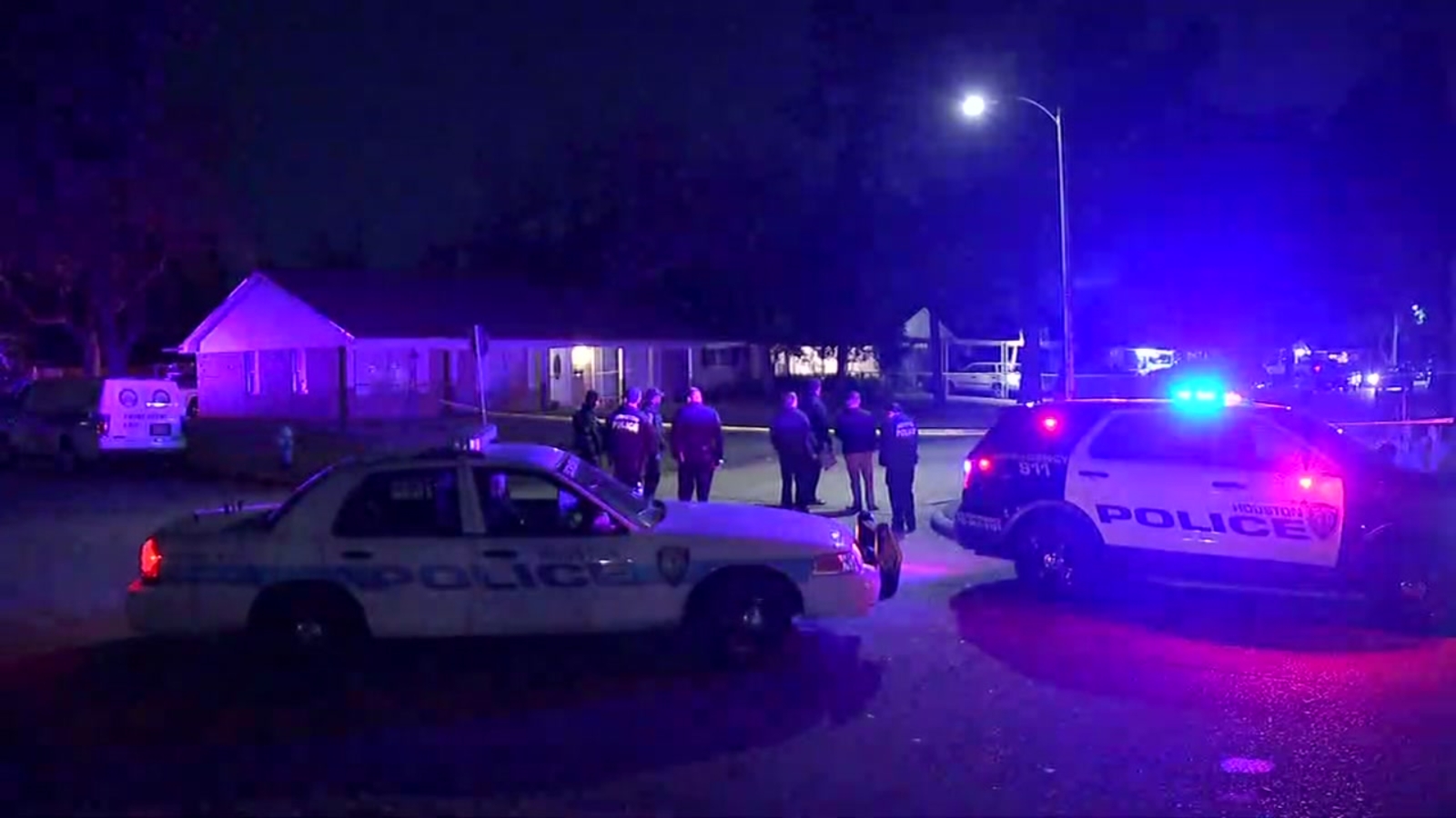 Police working to identify woman found dead in SE Houston neighborhood ...