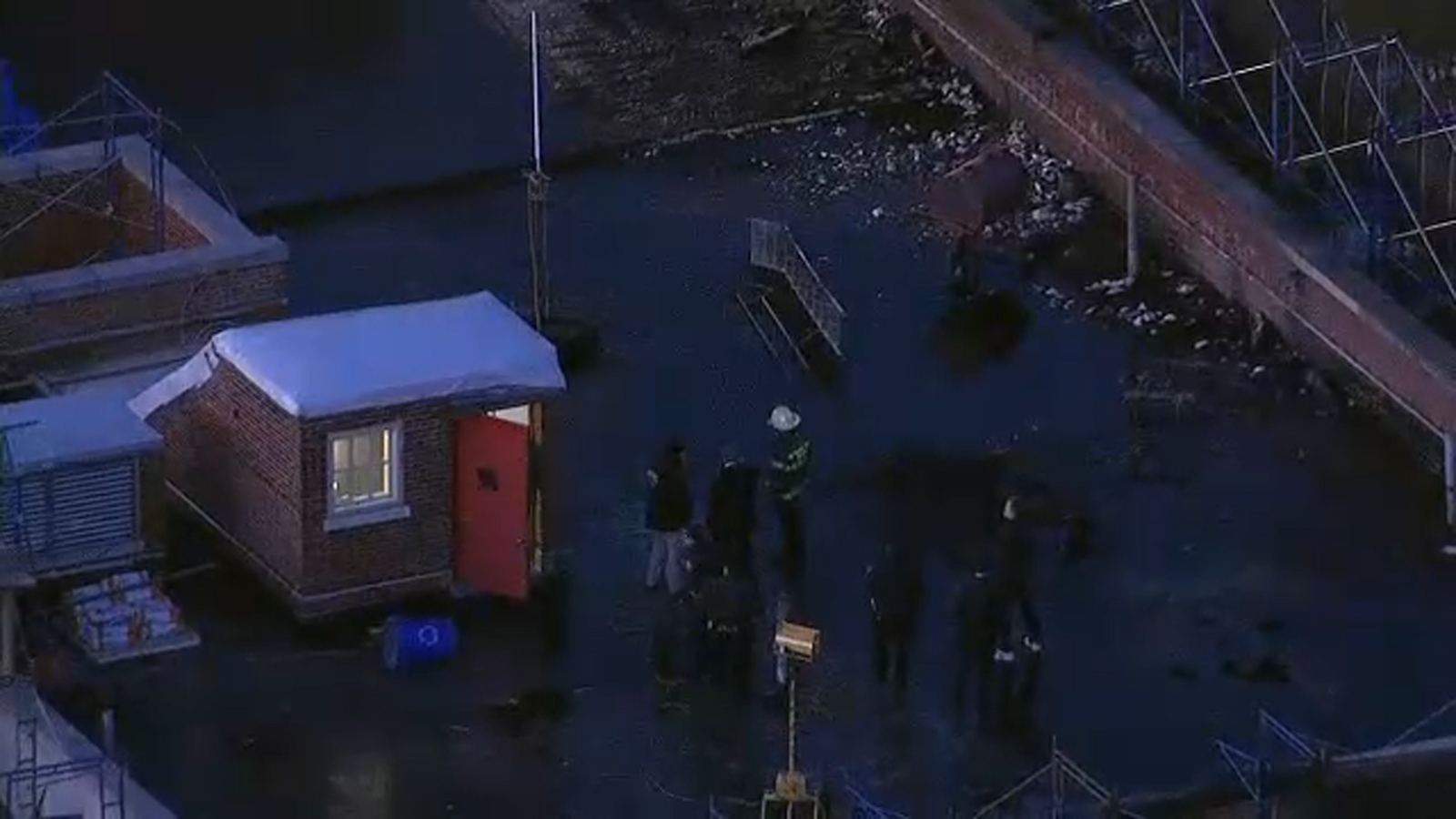 Fire breaks out on roof of PS 132 in Laurelton - ABC7 New York