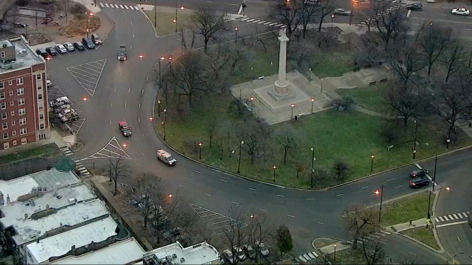 Plan unveiled to reconfigure Logan Square traffic circle - ABC7 Chicago
