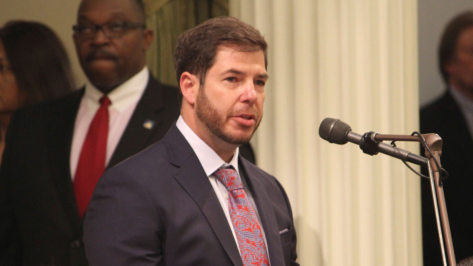Assemblyman Joaquin Arambula arrested on child abuse charges - ABC7 Los ...