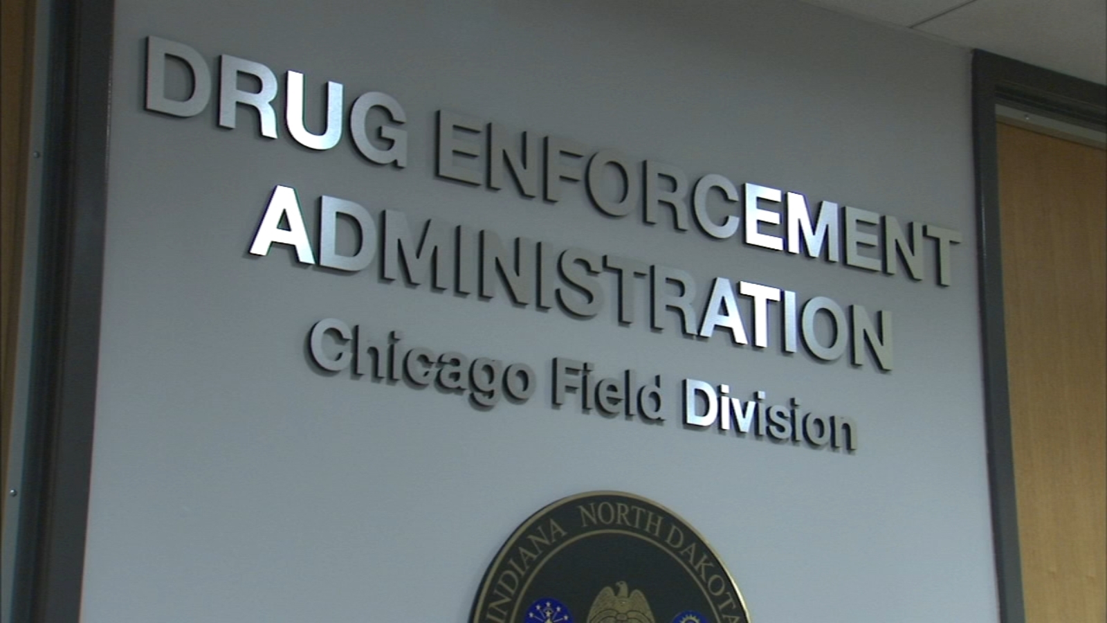 Evanston cop joined DEA to help Puerto Rican drug gang: feds - ABC7 Chicago