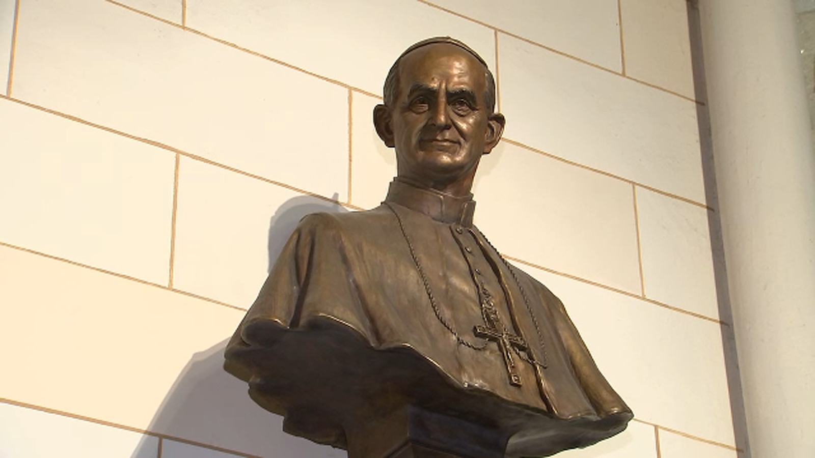 St. Patrick's Cathedral's newly-installed pope statues works of ...