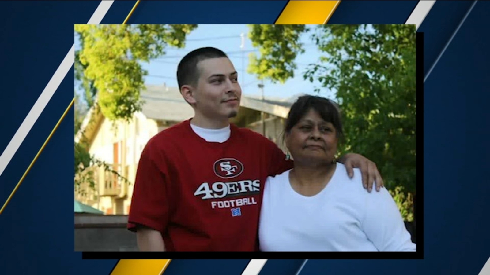 Fresno PD searching for suspects after finding gunshot victim in ...
