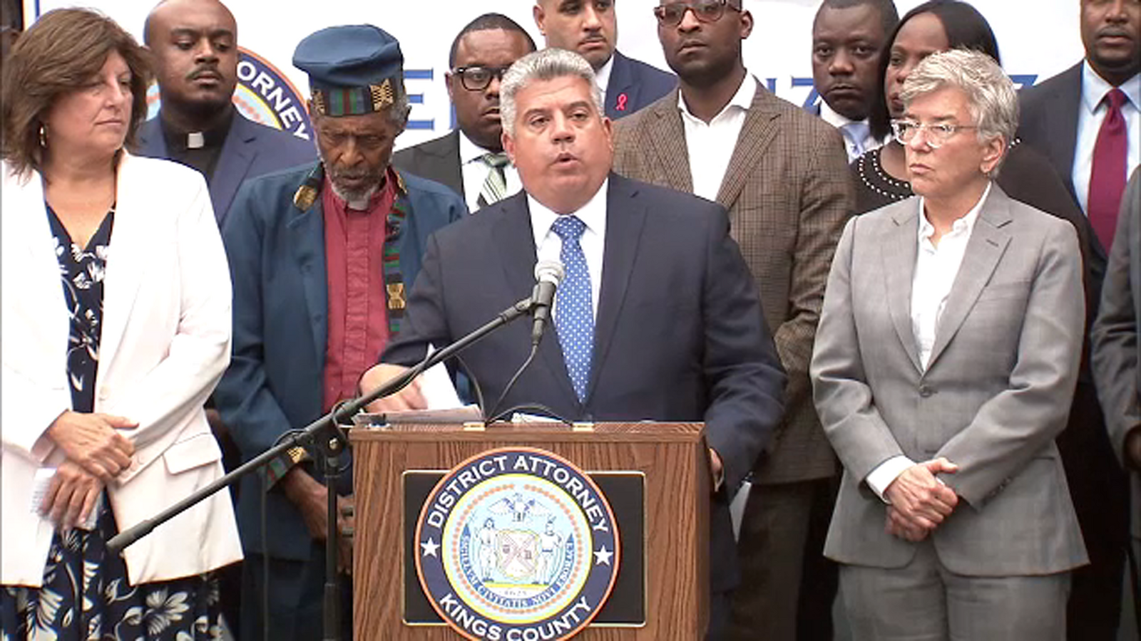 Brooklyn District Attorney Eric Gonzalez moves to vacate 1,400 ...