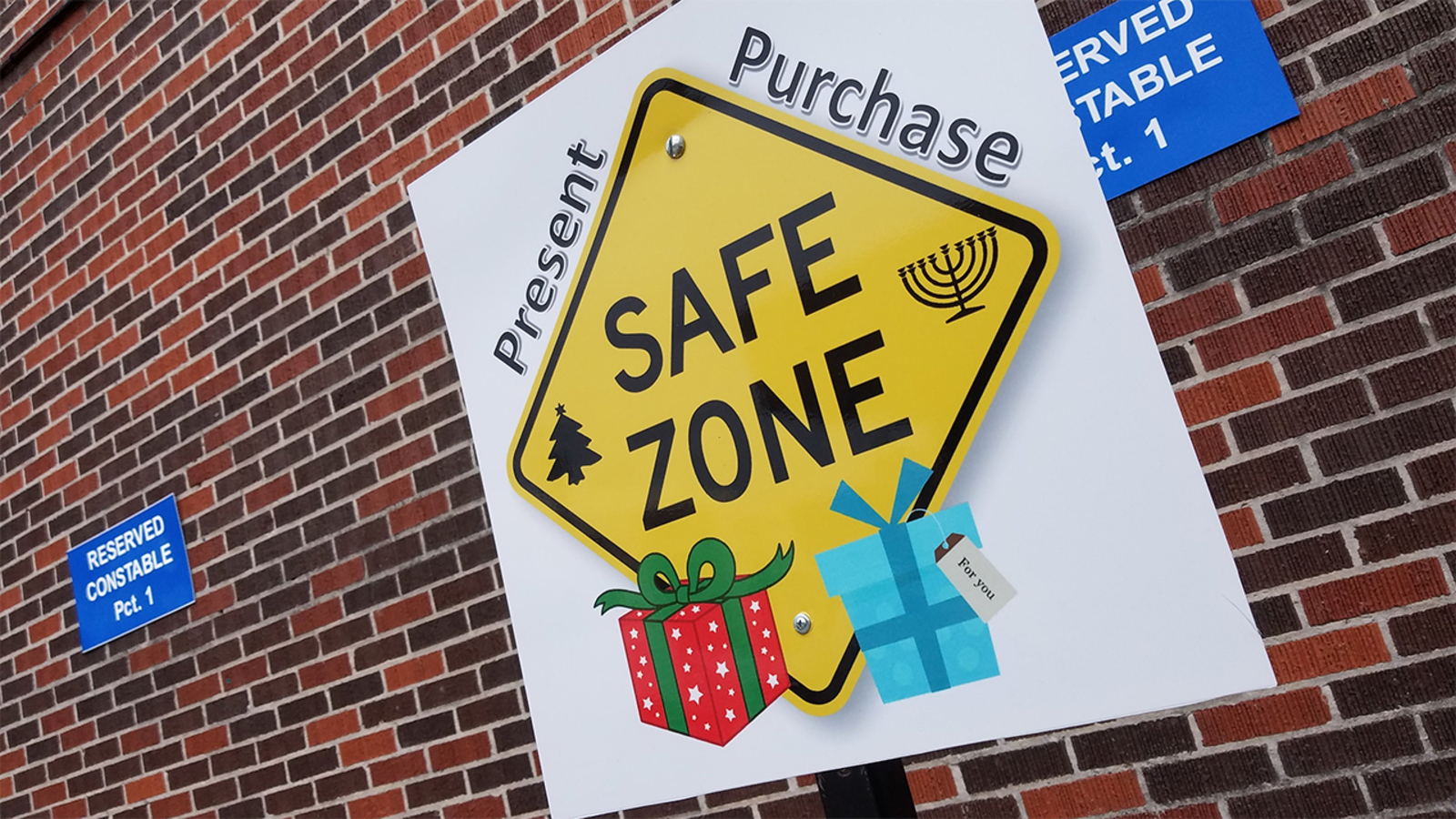 "Safe Zones" help you purchase gifts from Craiglist and Facebook safely ...