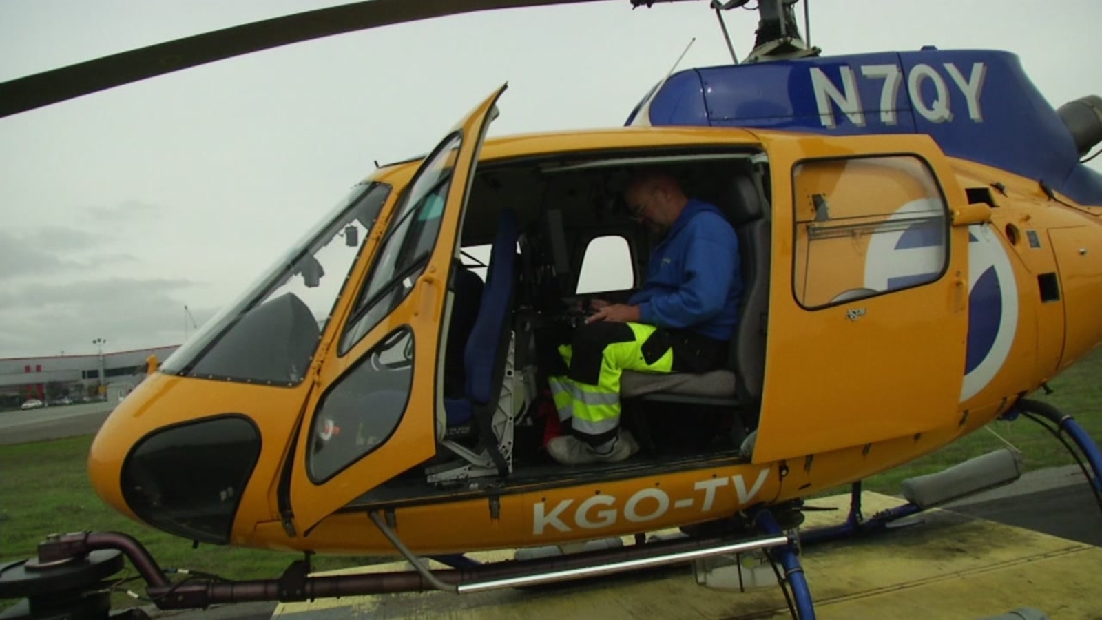 ABC7 helicopter crew recounts their bird's eye view of the meteor over ...