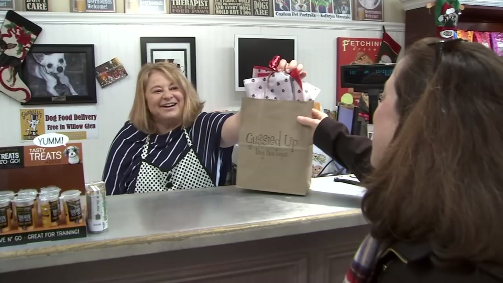 Small stores reap benefit as online window for delivery by Christmas ...