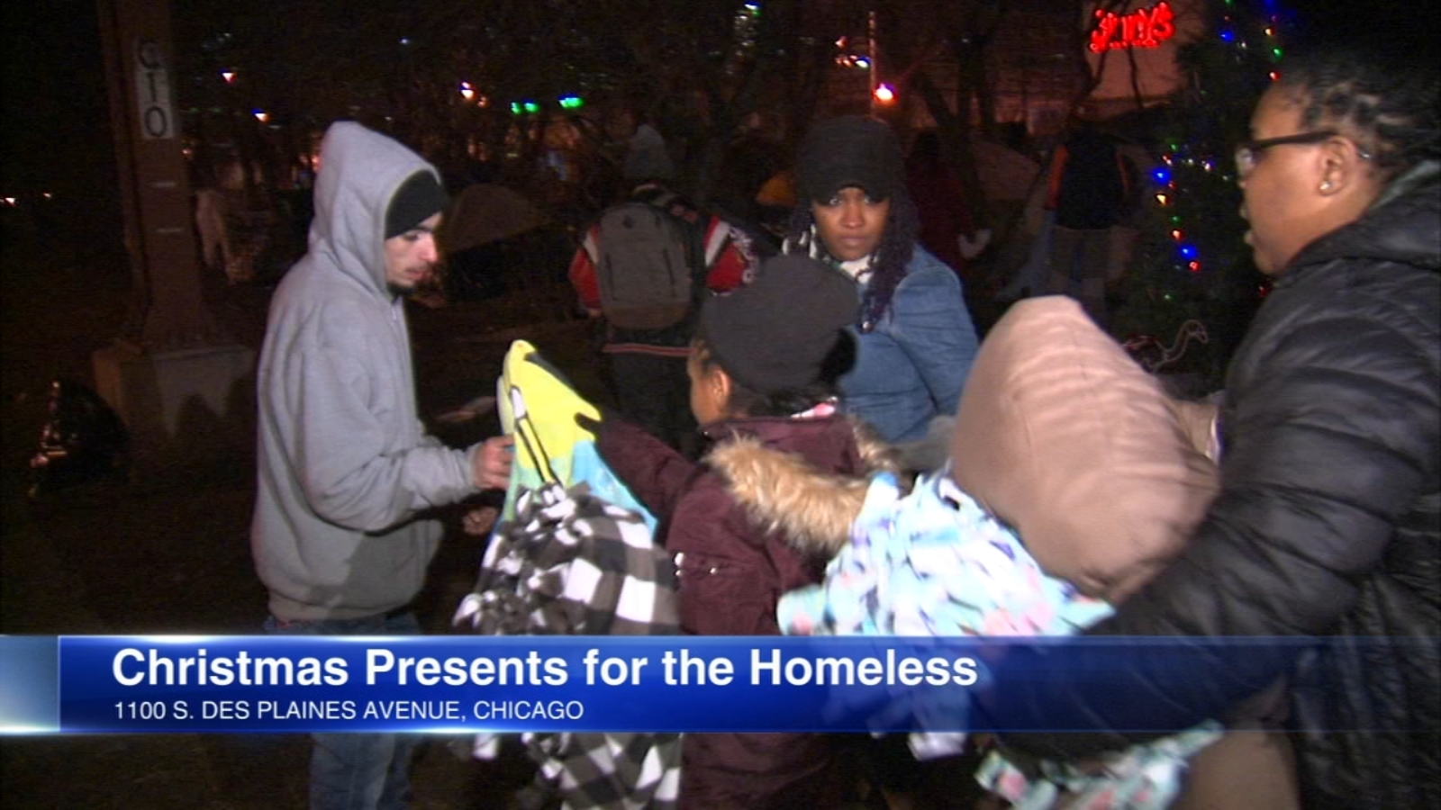 Christmas gifts delivered to Chicago's homeless - ABC7 Chicago